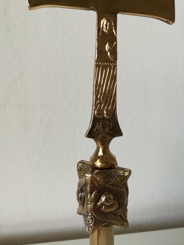 Cruz Merkaba con pie